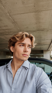 20 Modern Middle Part Hairstyles for Men – Short, Long, Wavy, Curly ...