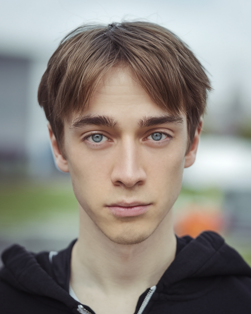 21 Trendy Young Men Haircuts for 2025 – Curly, Straight, Thick, Short ...